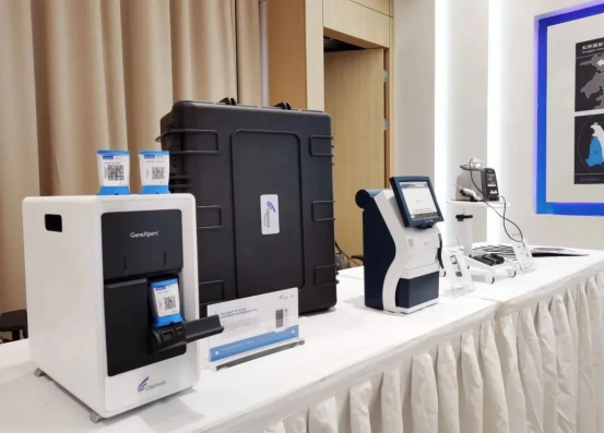 上海市长宁区人民政府-国际版-Summit to boost biomedical industry in Changning